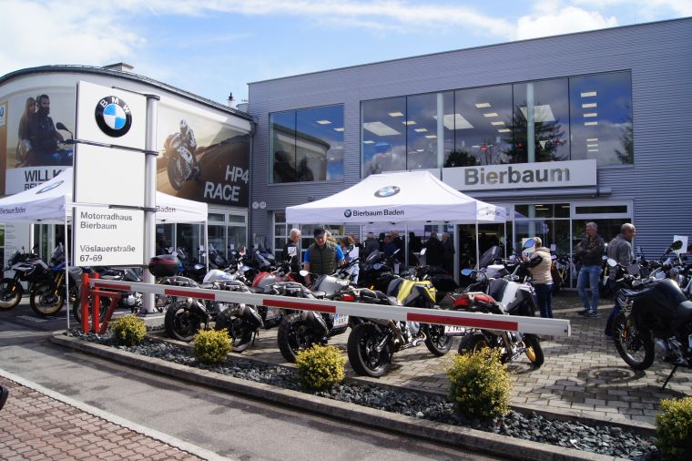 BMW Bierbaum Baden: Saisoneröffnung mit tollen Aktionen und Modellen | Motorradreporter